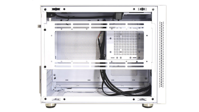 SAMA / IM01 - 株式会社サイズ